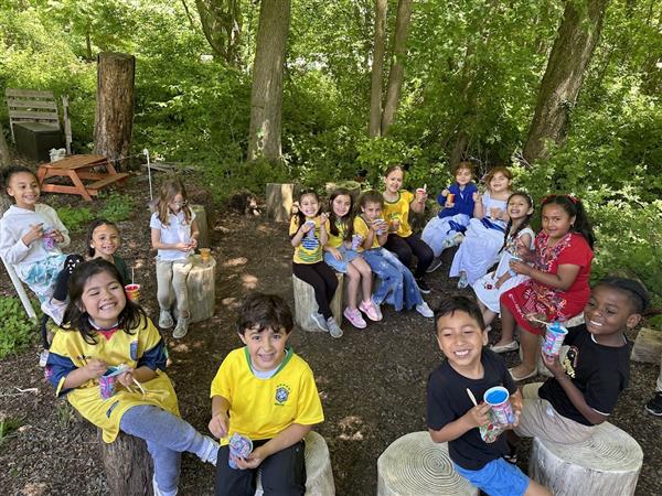 Interdistrict Discovery Magnet School / Homepage